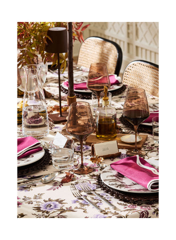 How to Set Your Holiday Table