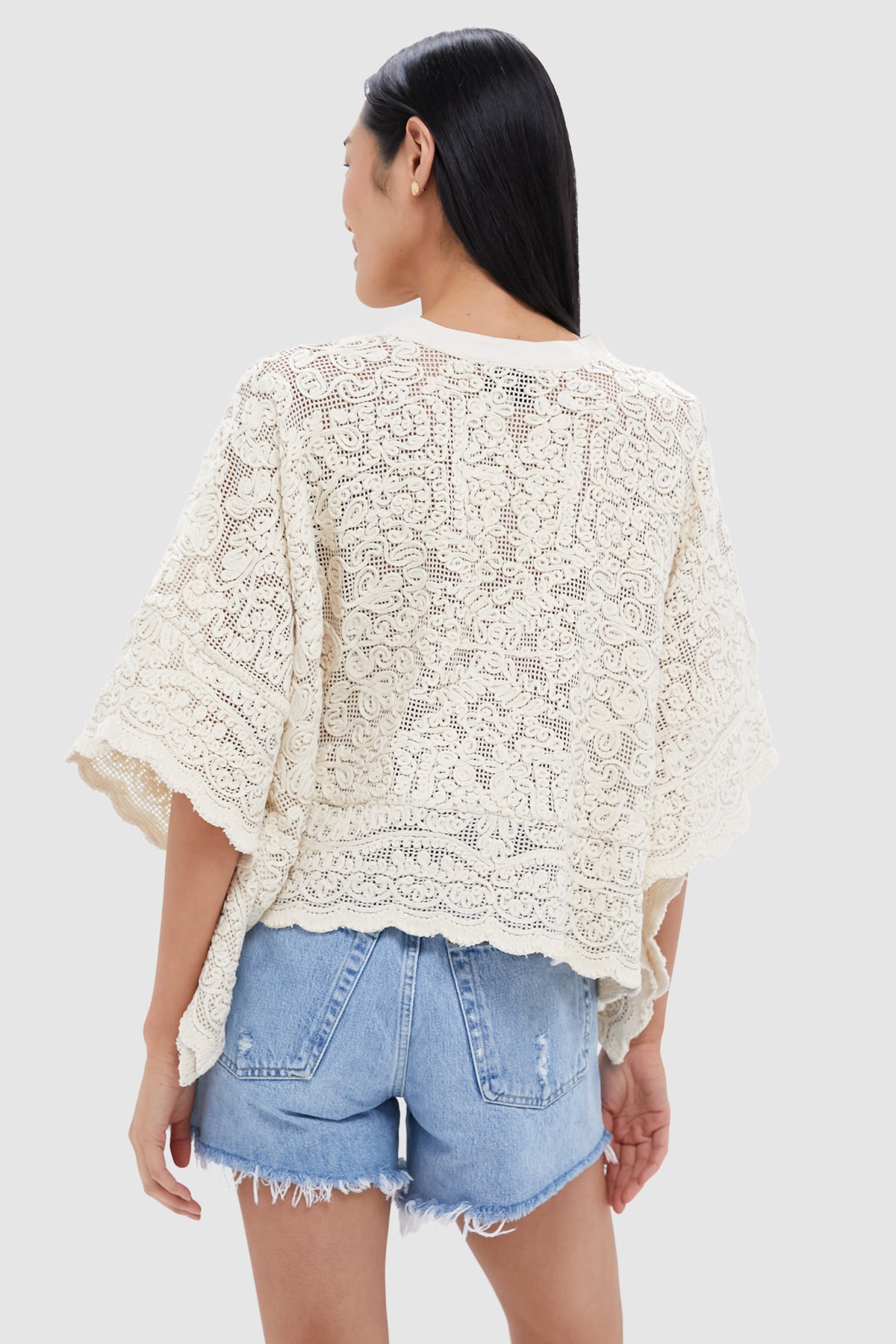 Tan Lace Apollo Poncho | Tuckernuck
