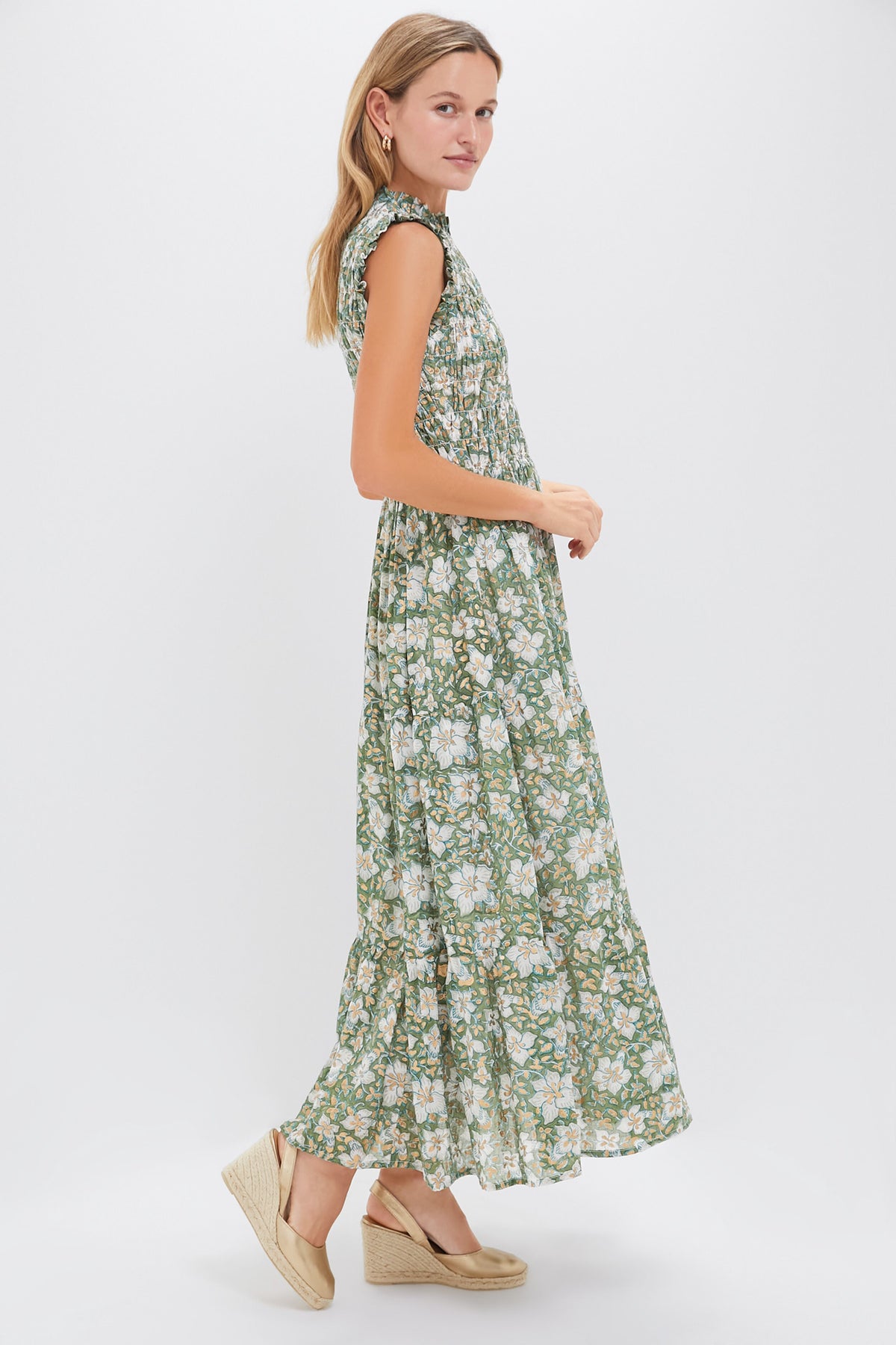 Ivy Olive Sleeveless Smocked Maxi Dress | Oliphant