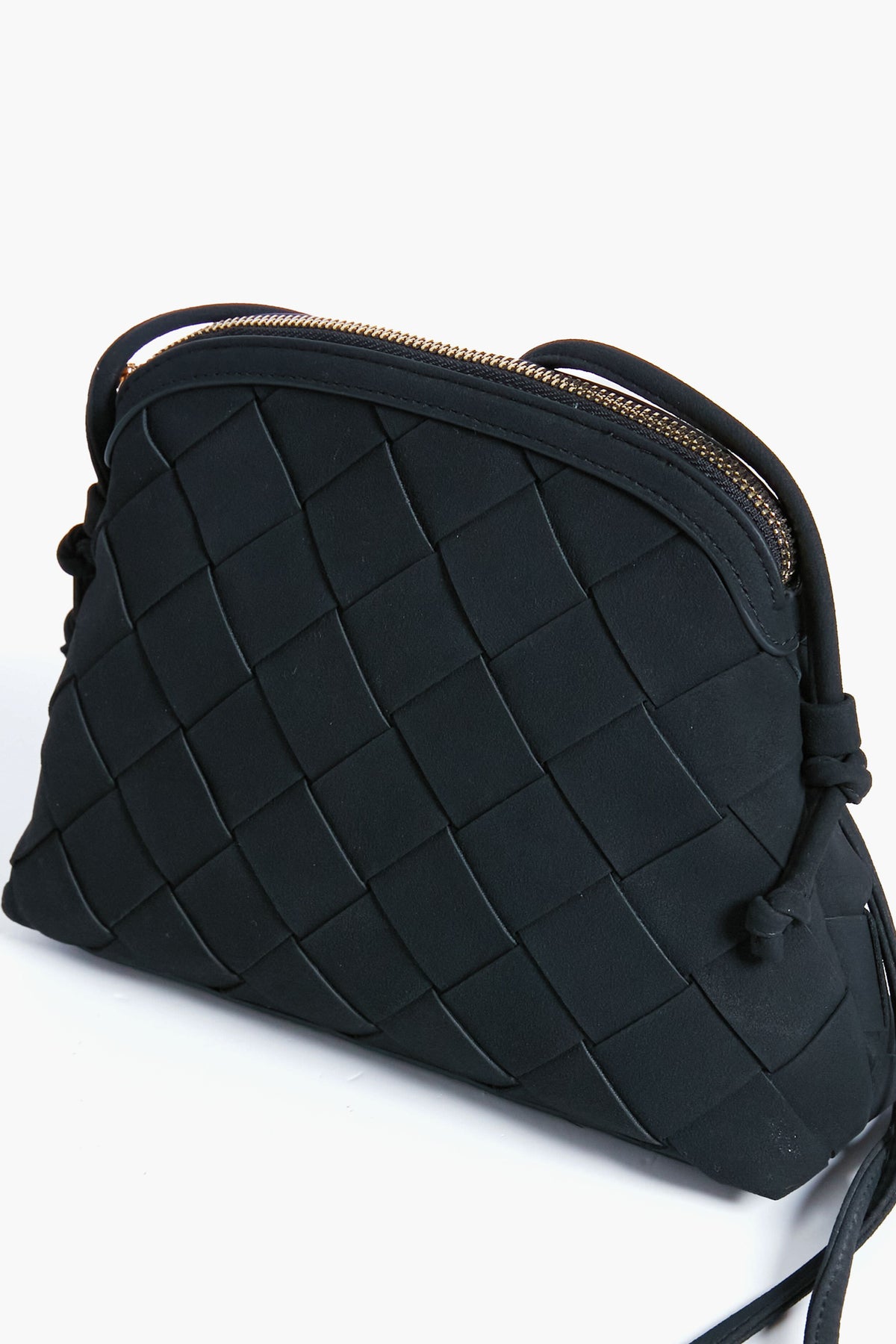 Black Calista Woven Crossbody | Moda Luxe