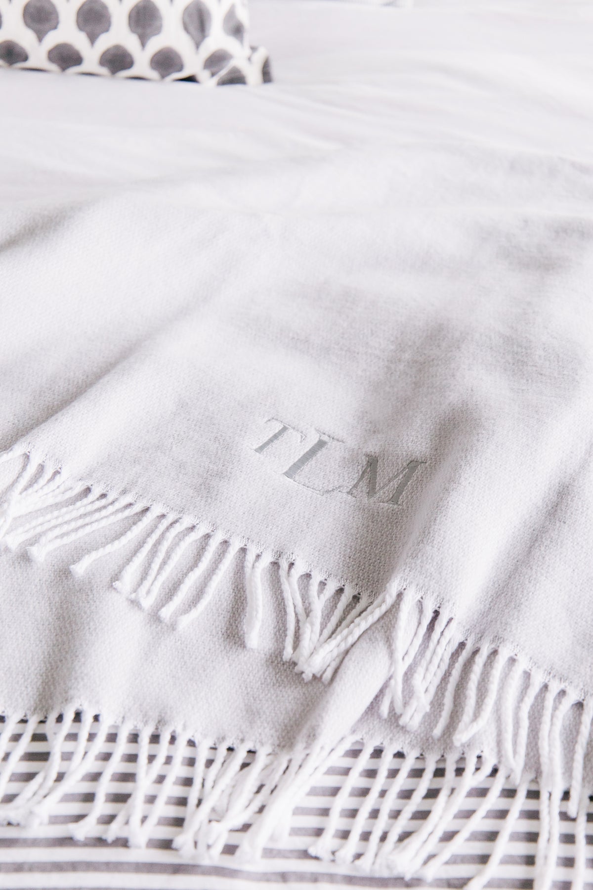 Silver Pezzo Throw | Matouk
